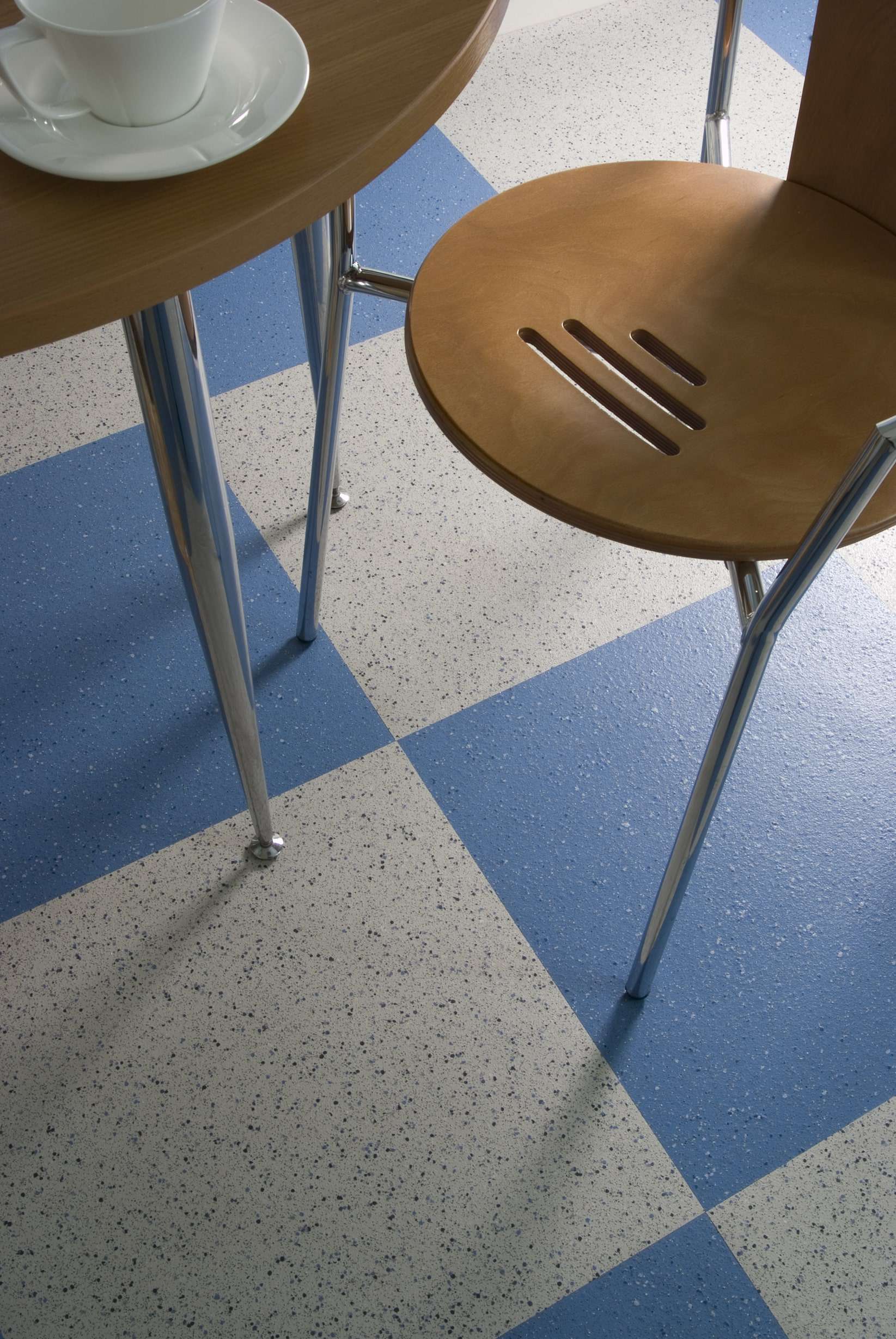 Tarkett Safetred Spectrum Safety Floor Vinyl Tiles, R10 Slip Resistance ...